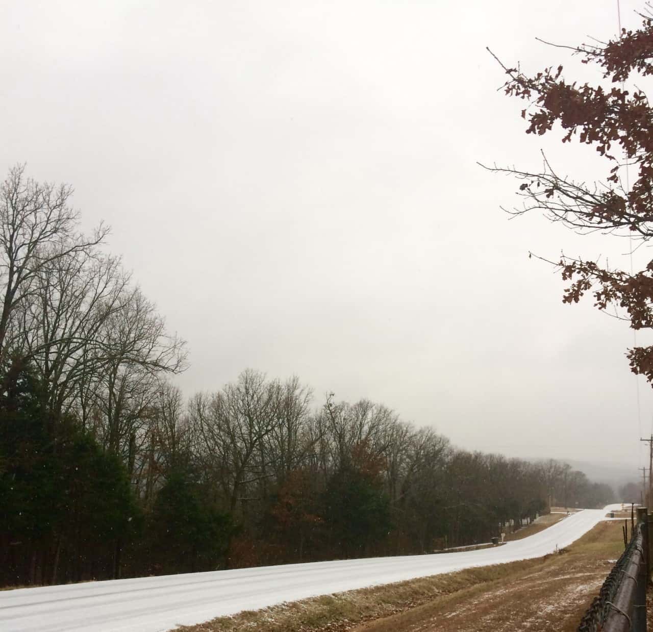 Snow, Sleet, Freezing Drizzle Impact The Ozarks | 104.1 FM | KSGF