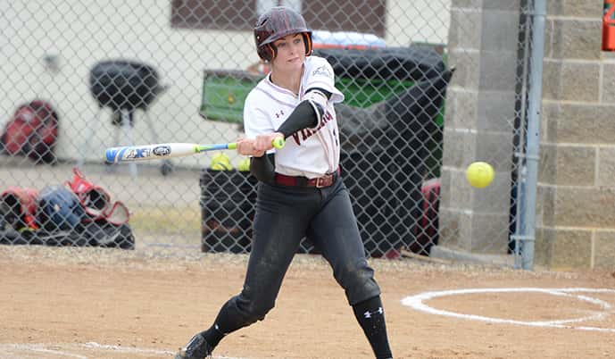 VCSU Softball Goes 1-3 in Series With PC | News Dakota