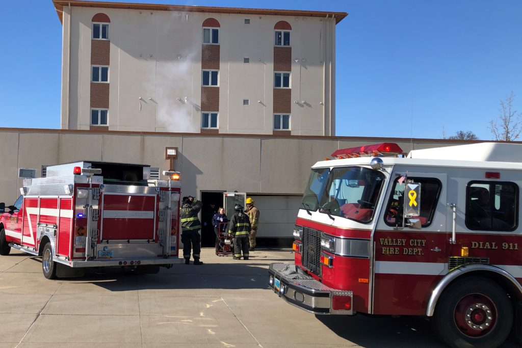 Valley City Police Respond to Parking Garage Collision | News Dakota