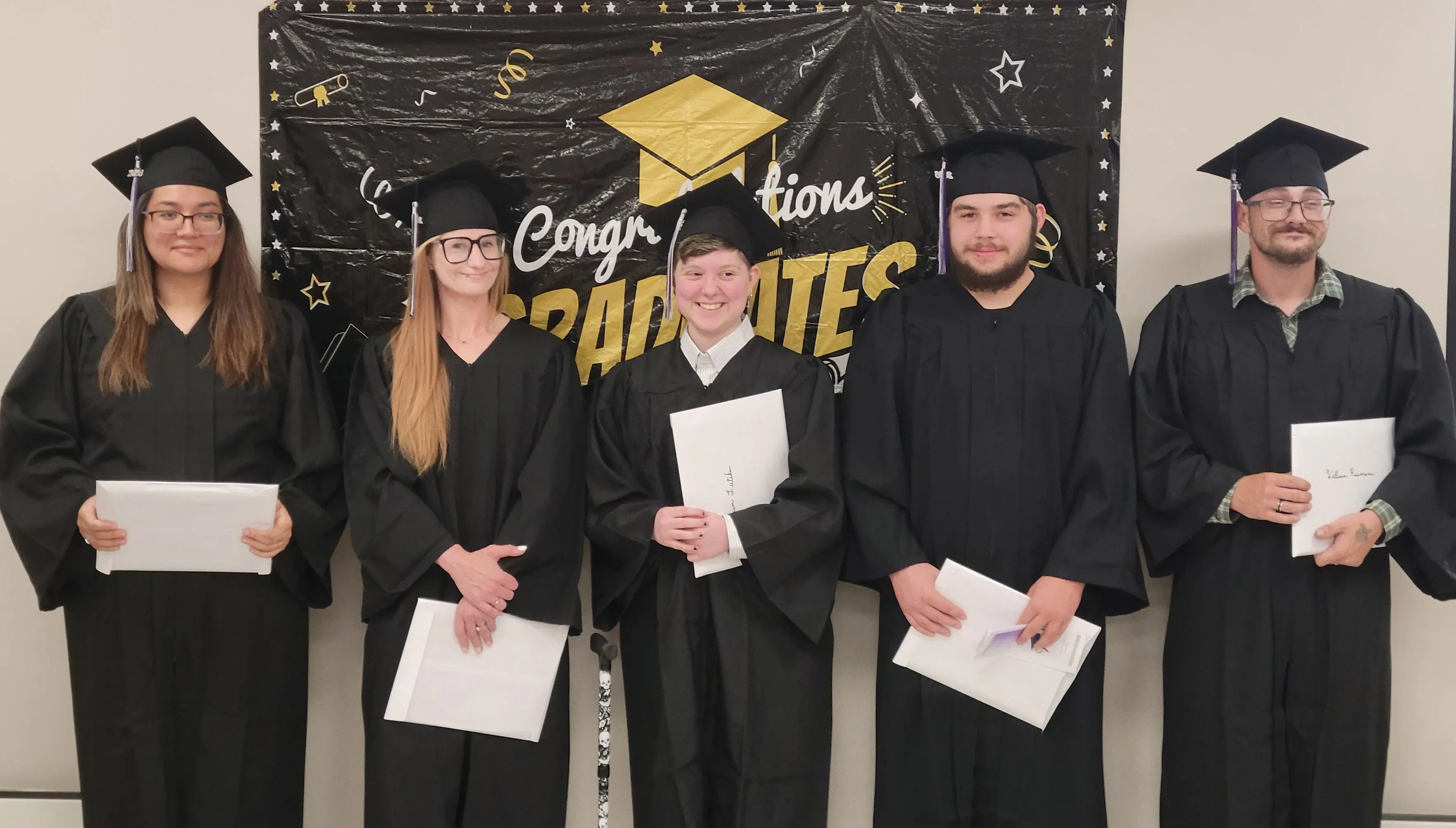 Jamestown Adult Learning Center Celebrates GED Graduates | News Dakota