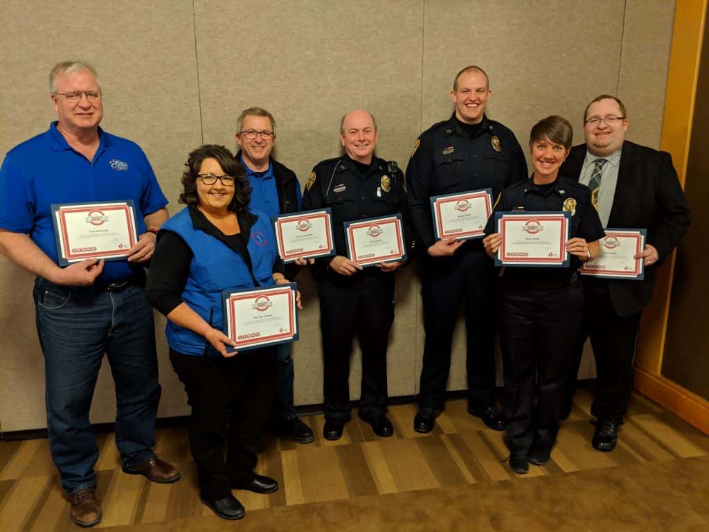 Pella Police, Ambulance Members Recognized | KNIA KRLS Radio - The One ...