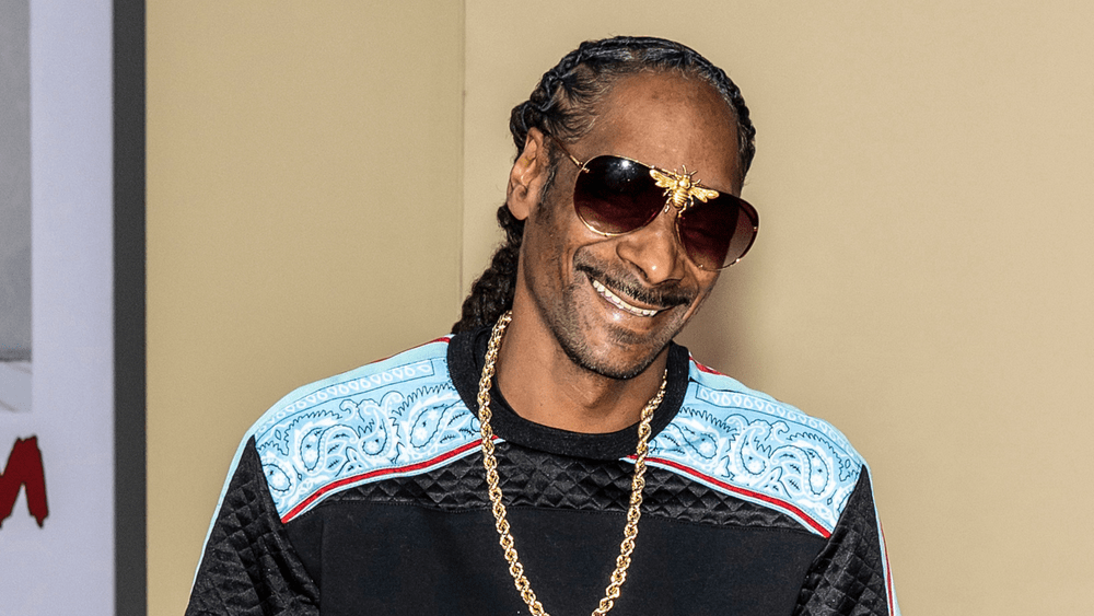 Snoop Dogg Shares New Music Snoop Dogg Shares New Music