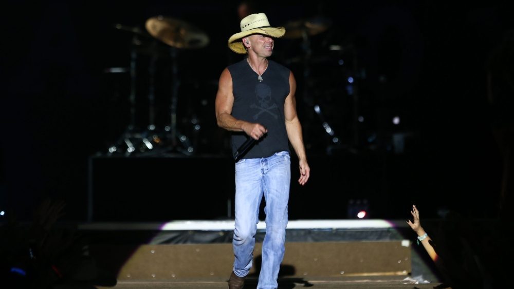 Kenny Chesney sets 2026 Las Vegas Sphere residency | The Legend 105.5 FM