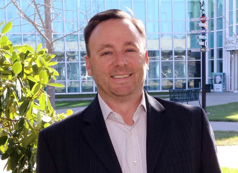 David Fisch doing fill-in work at Full Power Radio | RadioDiscussions