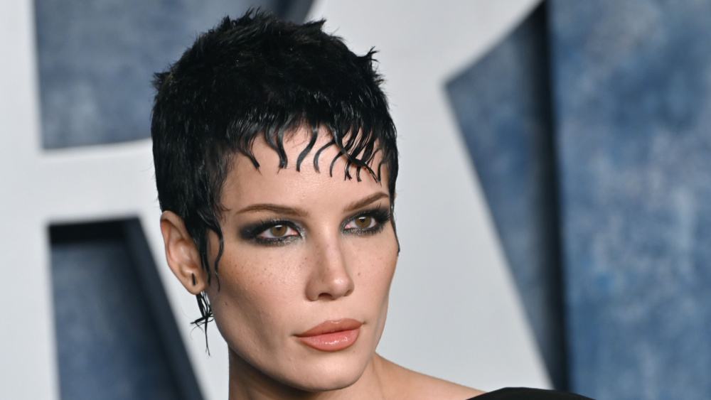 Halsey to portray Sally in 'The Nightmare Before Christmas' Hollywood ...