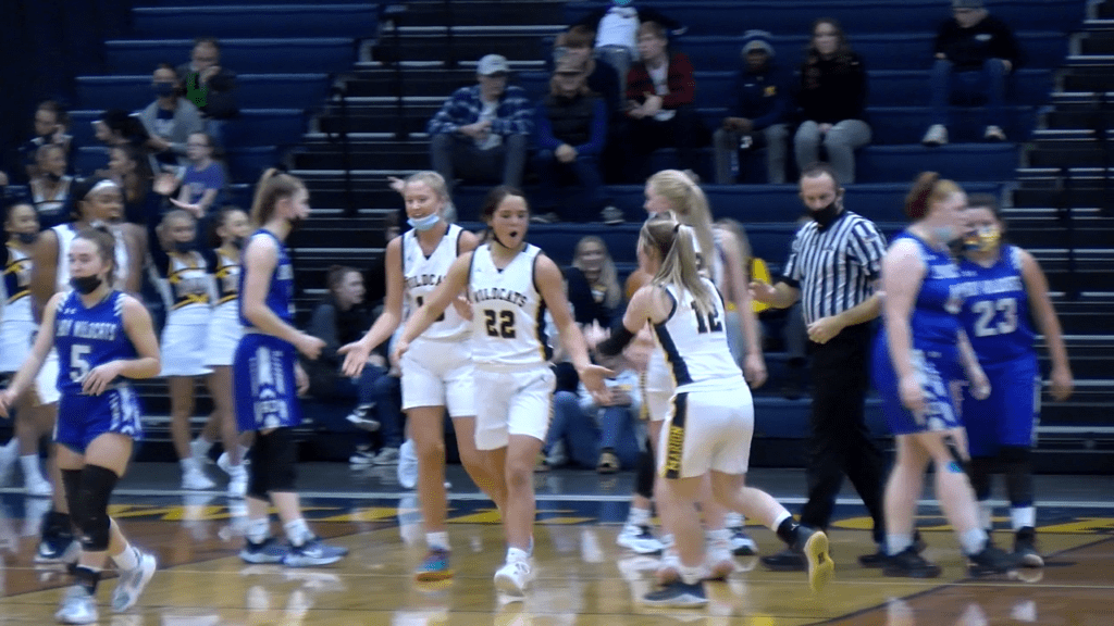 Anna-Jonesboro vs Marion Girls Basketball | Section618.com