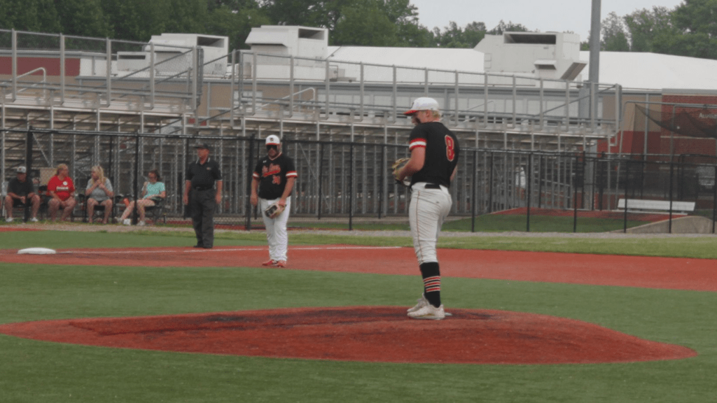 Lee's gem sends Du Quoin to regional championship game | Section618.com