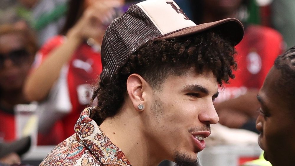 NBA fines Hornets guard LaMelo Ball $35,000 for obscene gesture during loss to Heat | radio NWTN