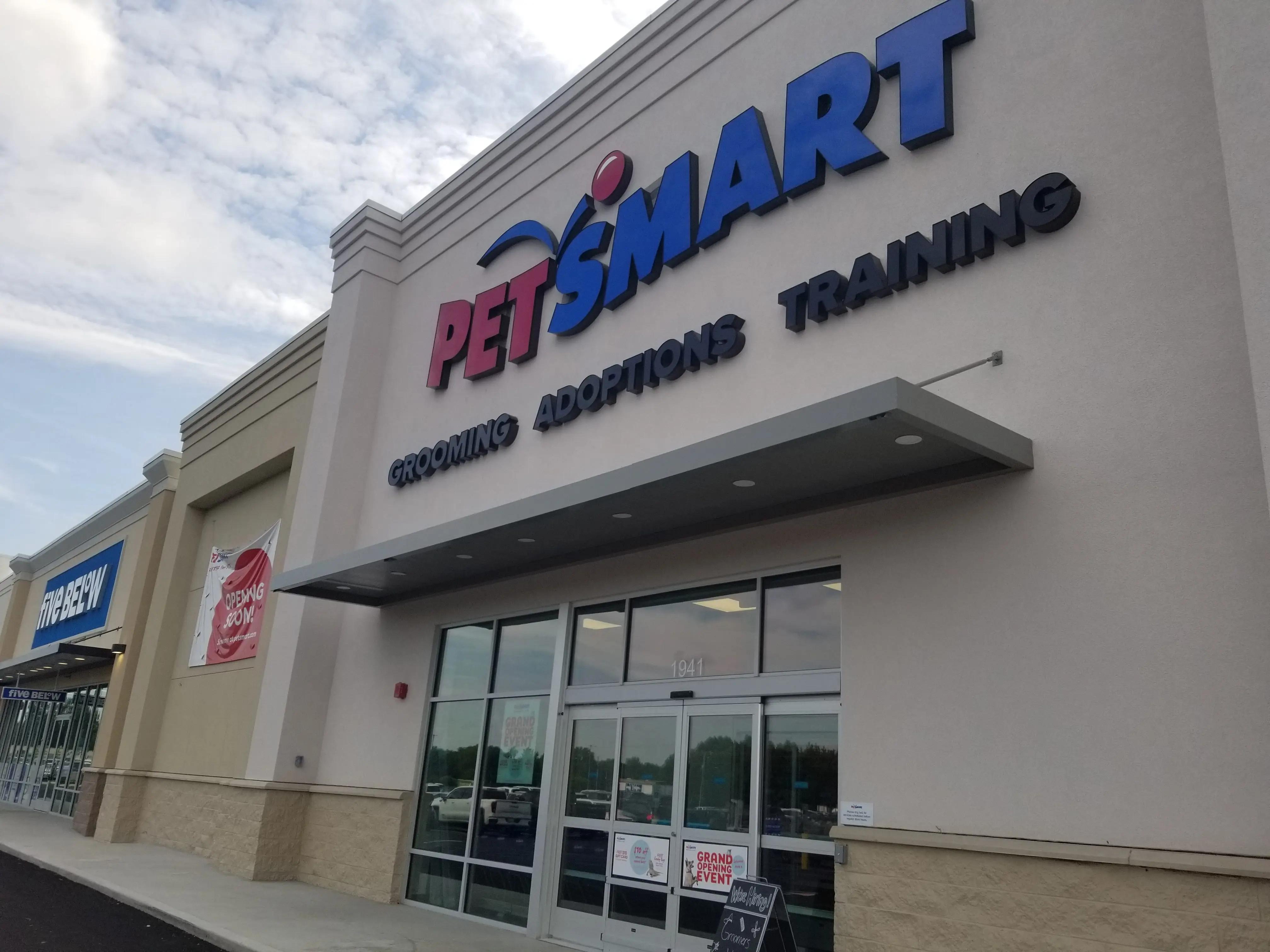 PetSmart, Five Below Grand Openings This Weekend | radio NWTN