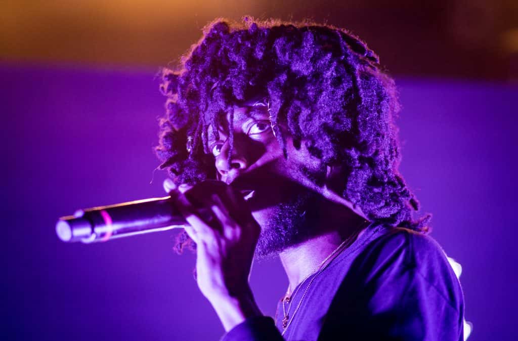 6LACK Performs 'PRBLMS' on The Late Late Show! [VIDEO] | Hot97