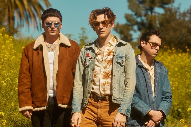 FREE concert with Beach Weather - 93.3 KGSR HD2