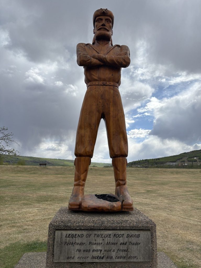 12-foot Davis Statue damaged | River Country