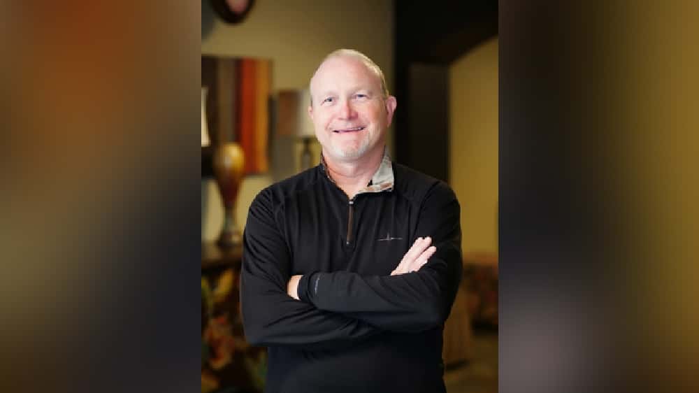 PORTRAITS OF THE PULPIT: TIM SKAGGS, COGGIN AVENUE BAPTIST CHURCH ...