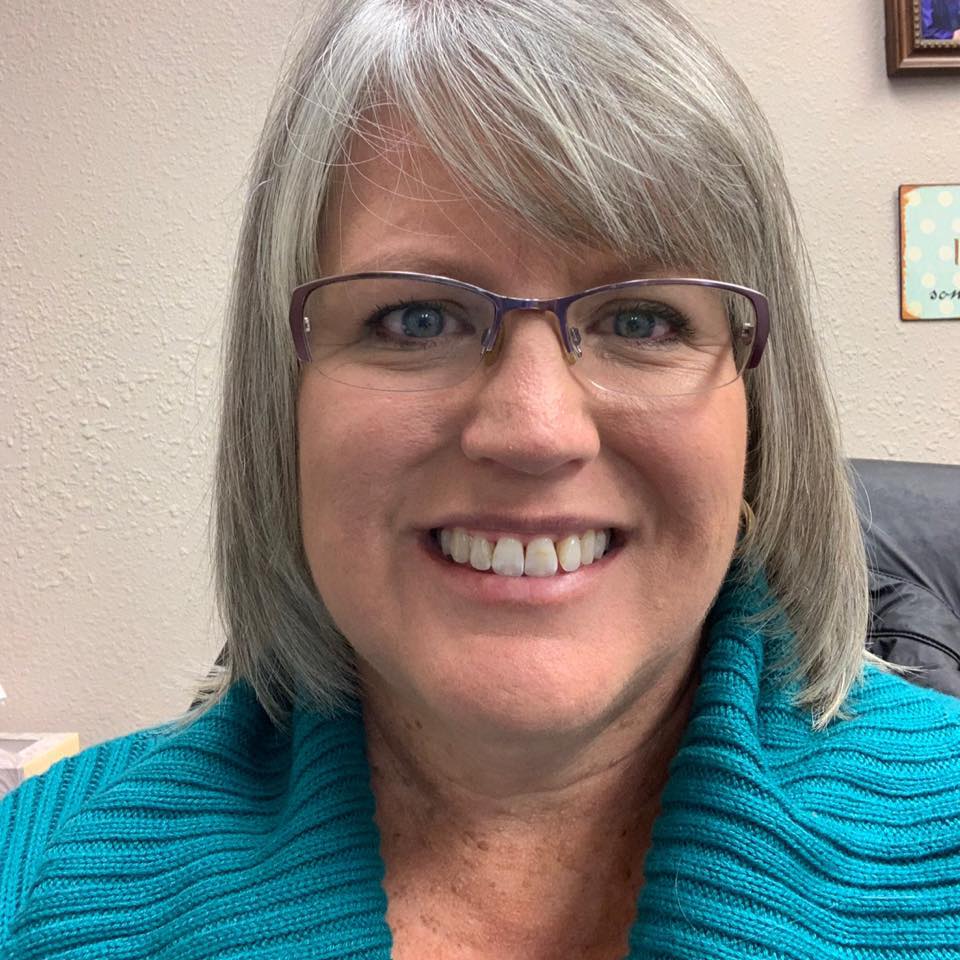 Julie Banks's Instagram, Twitter & Facebook on IDCrawl