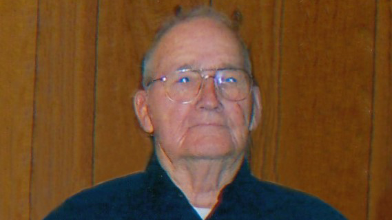 Dewey Arnold Barber | Brownwood News