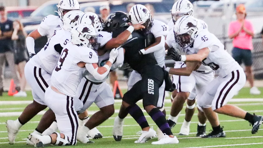 No. 9 Lions welcome struggling Lake View for homecoming | Brownwood News