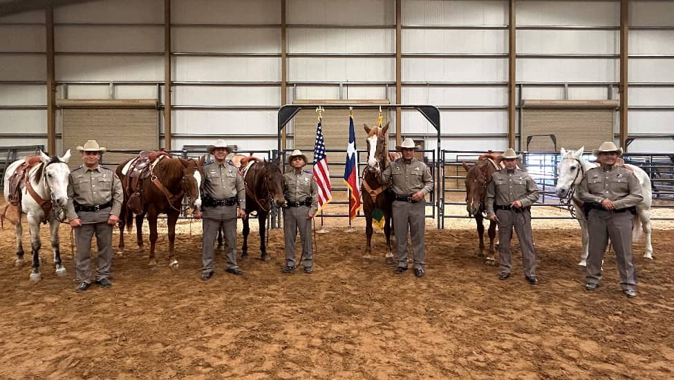 DPS Launches New Border Mounted Patrol Unit, Graduates Inaugural Class ...