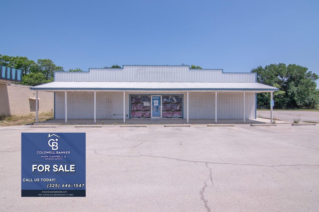 Large Commercial Building For Sale in High Traffic Location | Brownwood ...