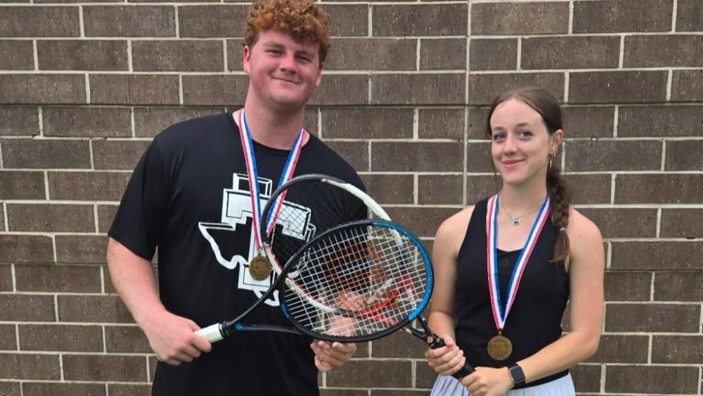 Zephyr's Wyatt Frank, Riley Hood advance to state in tennis | Brownwood ...