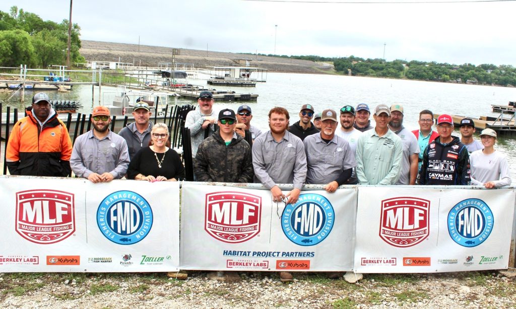 MLF Fisheries Management Division enhances Lake Brownwood Habitat ...
