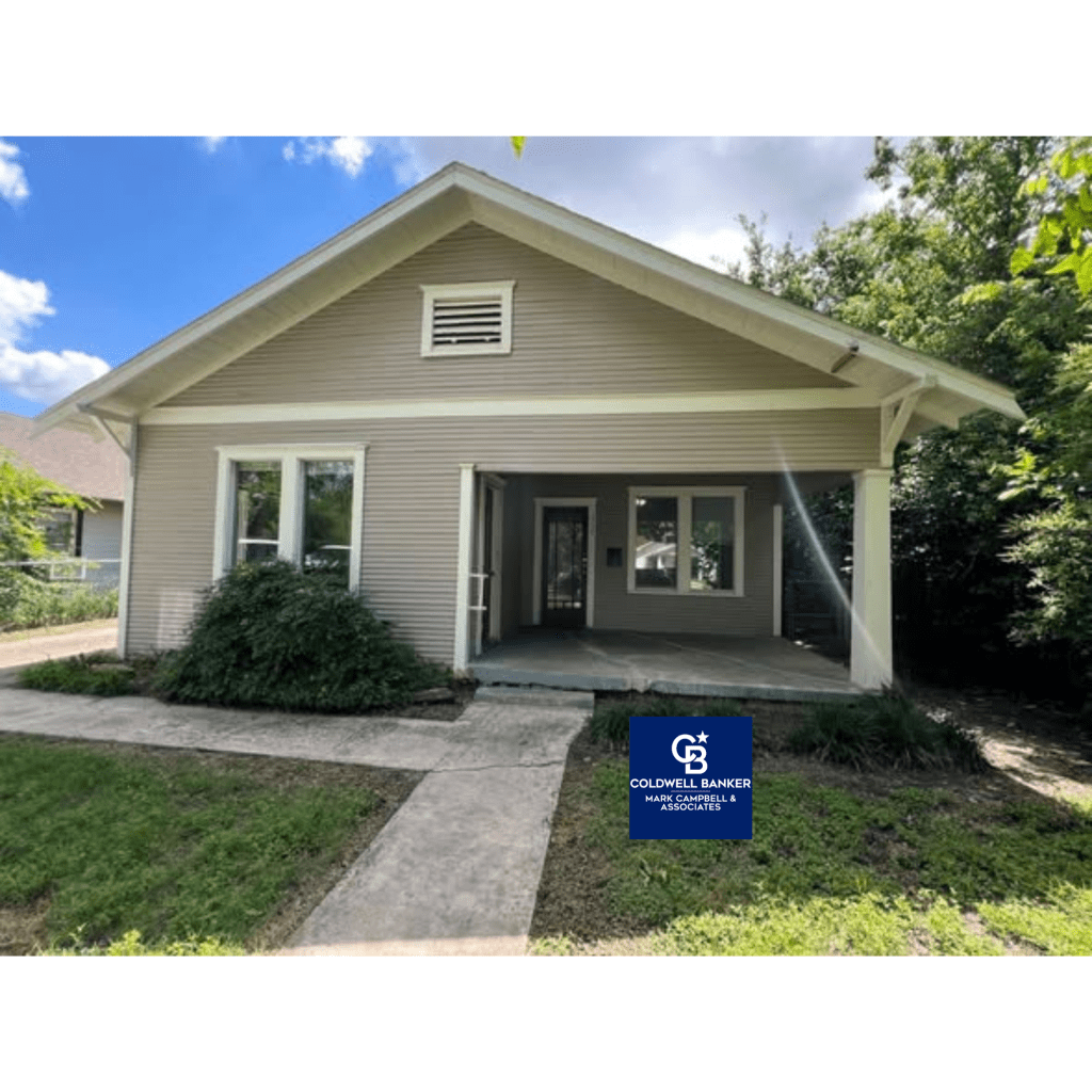 FOR LEASE – Spacious 3BR/2BA Home with Large Backyard & Storage ...