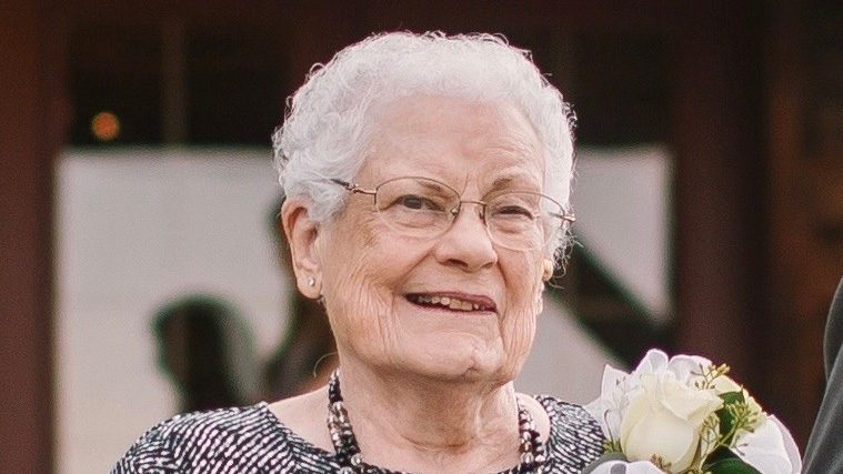 Bettie Faulkner Summers, 89