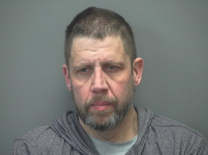 Cash bond set at $15,000 for suspect who brandished knife at Evansville ...