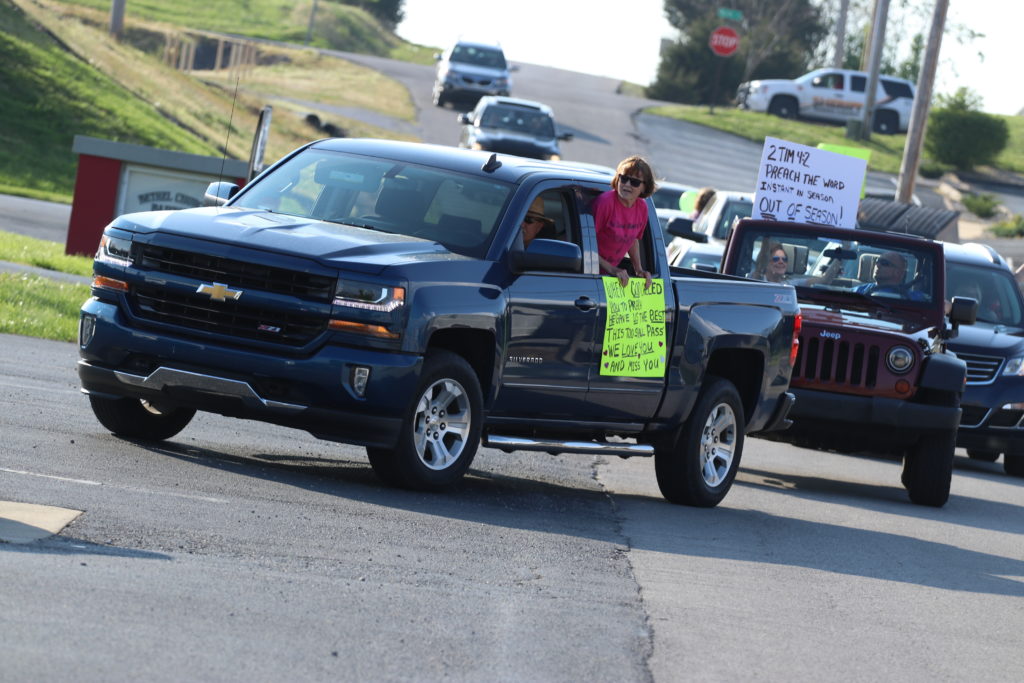Local church holds 'encouragement parade' for pastor and his wife ...