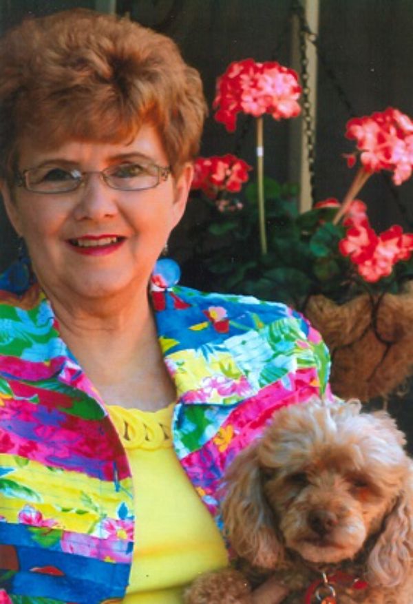 Linda Locke Kinslow | WCLU Radio