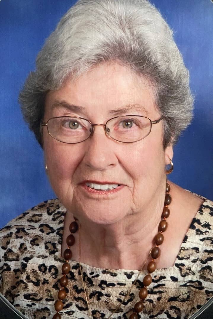 Betty Bailey's Instagram, Twitter & Facebook on IDCrawl