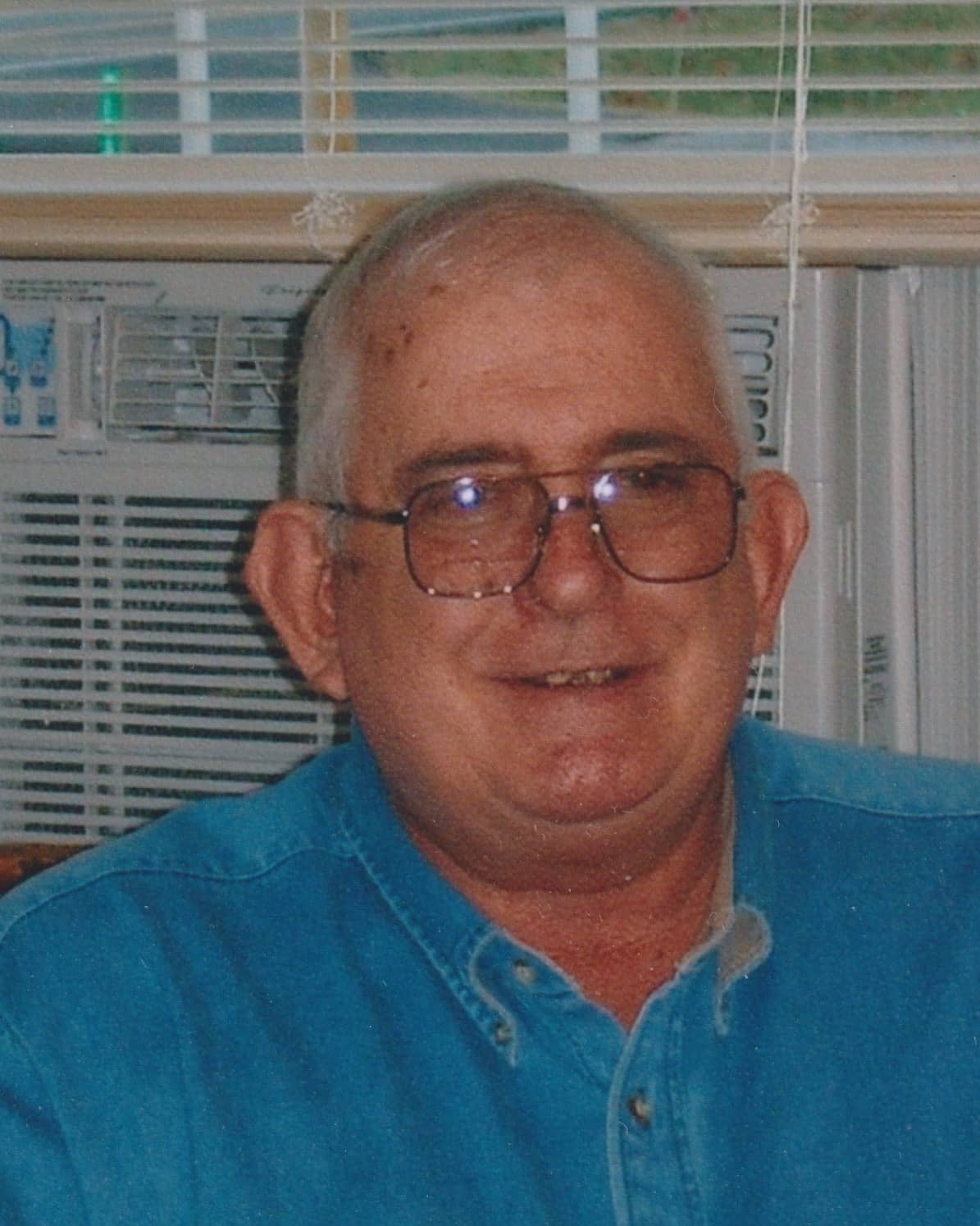 Billy Joe Thacker | WCLU Radio