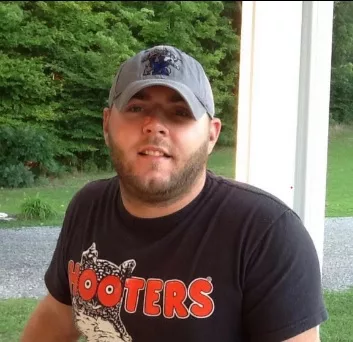 Dustin Cody Flippin | WCLU Radio