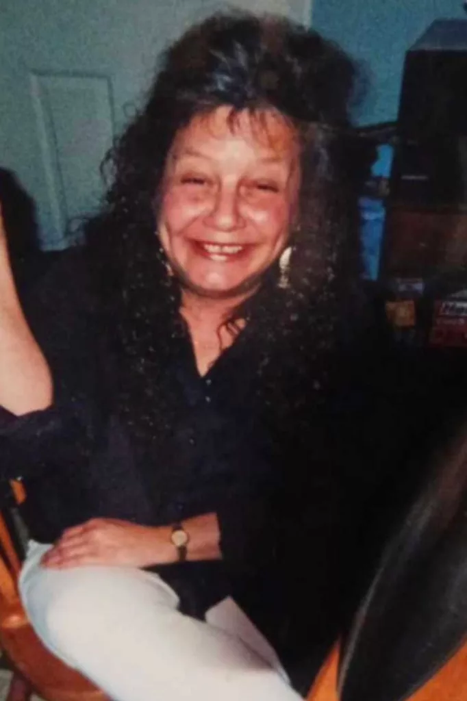 Robin Combs | WCLU Radio