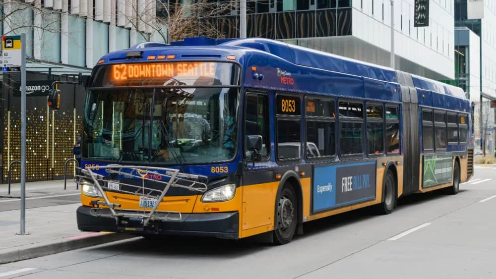 Seattle Metro bus crashes into building killing one pedestrian ...