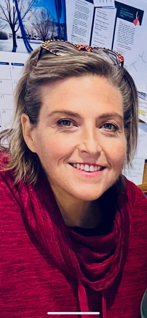 Julie Suzanne Miller | WCLU Radio