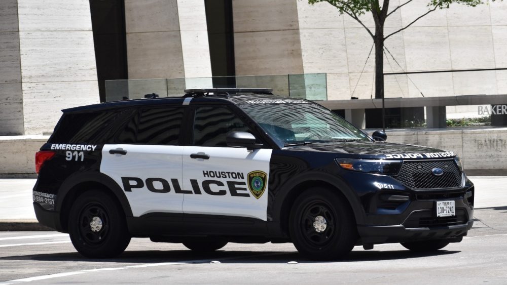 At least 1 dead, 14 wounded after shooting at family party in Houston ...