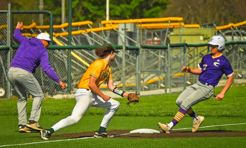 Pictures: Camdenton vs. Parkview – Ozarks Sports Zone