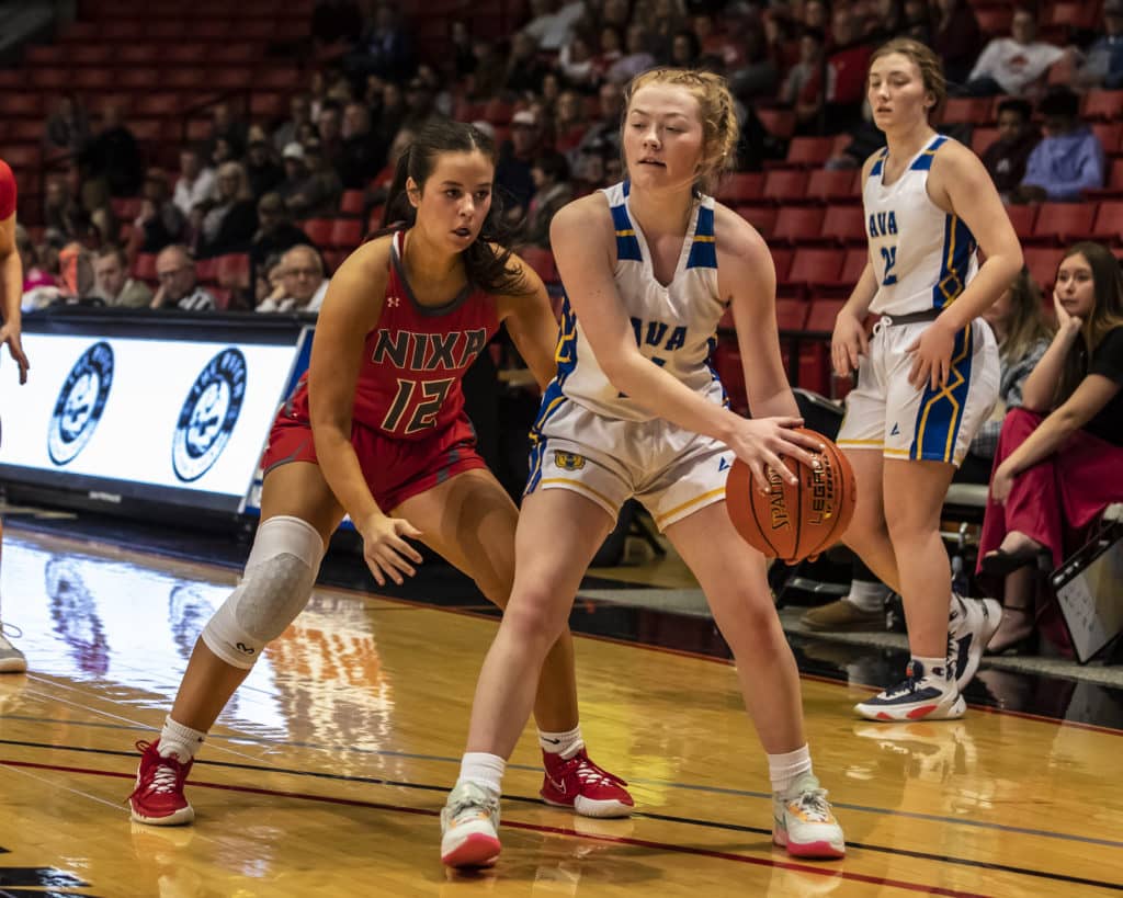 Pictures: Nixa 53, Ava 33 – Ozarks Sports Zone