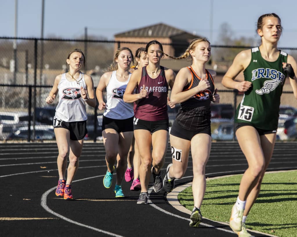 Pictures: Republic Track Meet – Track Events – Ozarks Sports Zone
