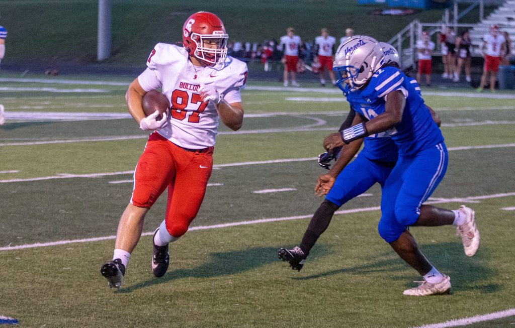 Pictures: Carl Junction 49, Hillcrest 26 – Ozarks Sports Zone