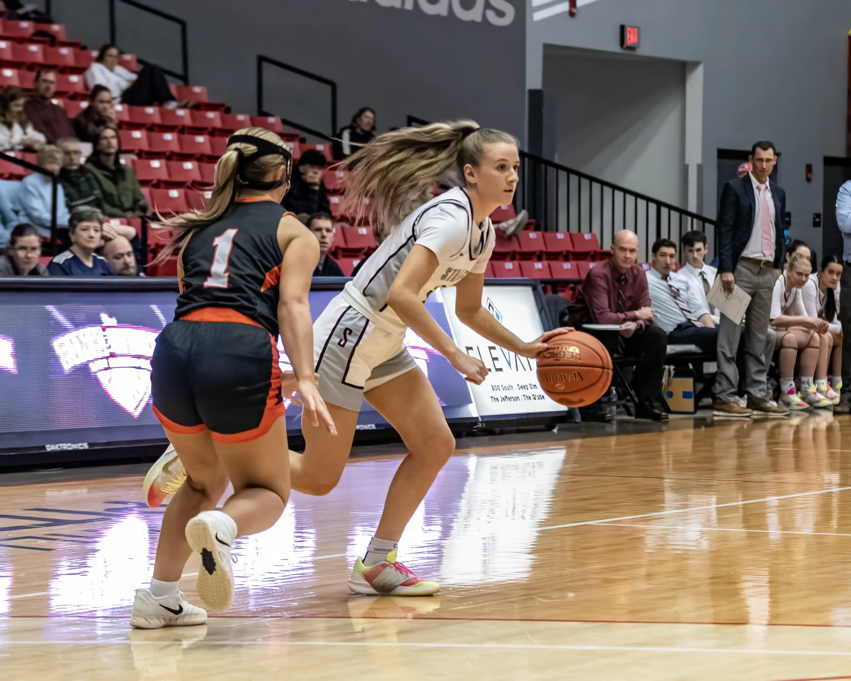 Strong second half helps Strafford overwhelm Republic in Pink semifinal ...