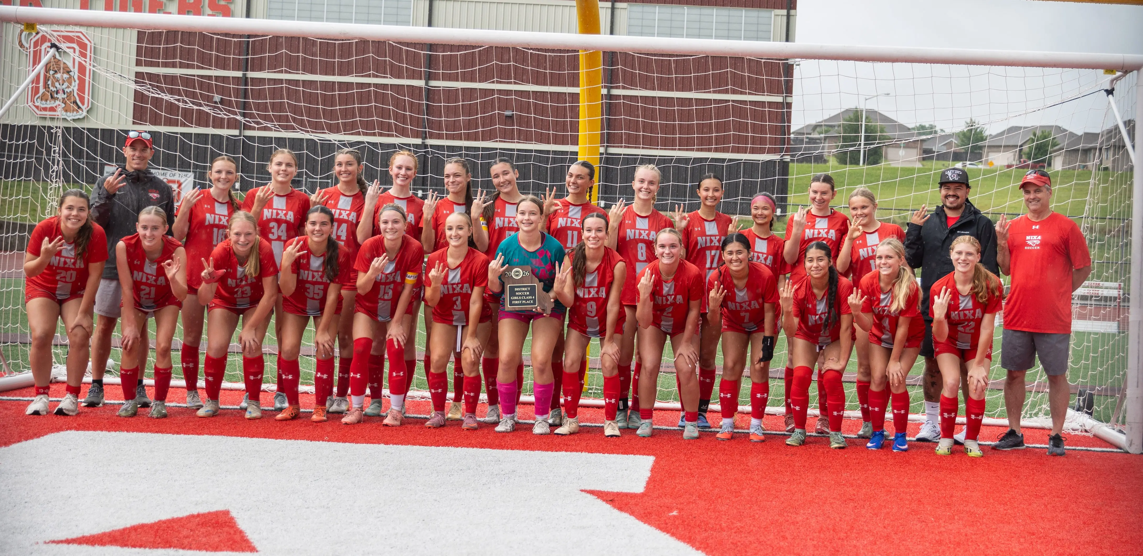 Nixa shuts out Ozark 1-0 to claim third consecutive district title ...