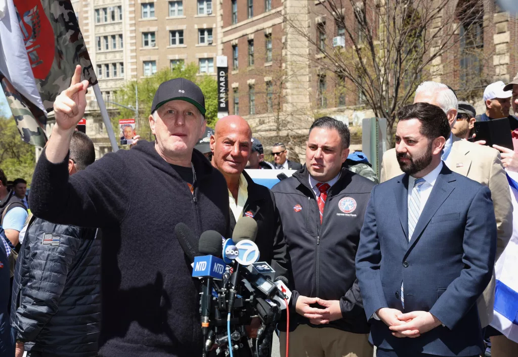 Sid Rosenberg & Michael Rapaport at Columbia University 4/2 – 77 WABC