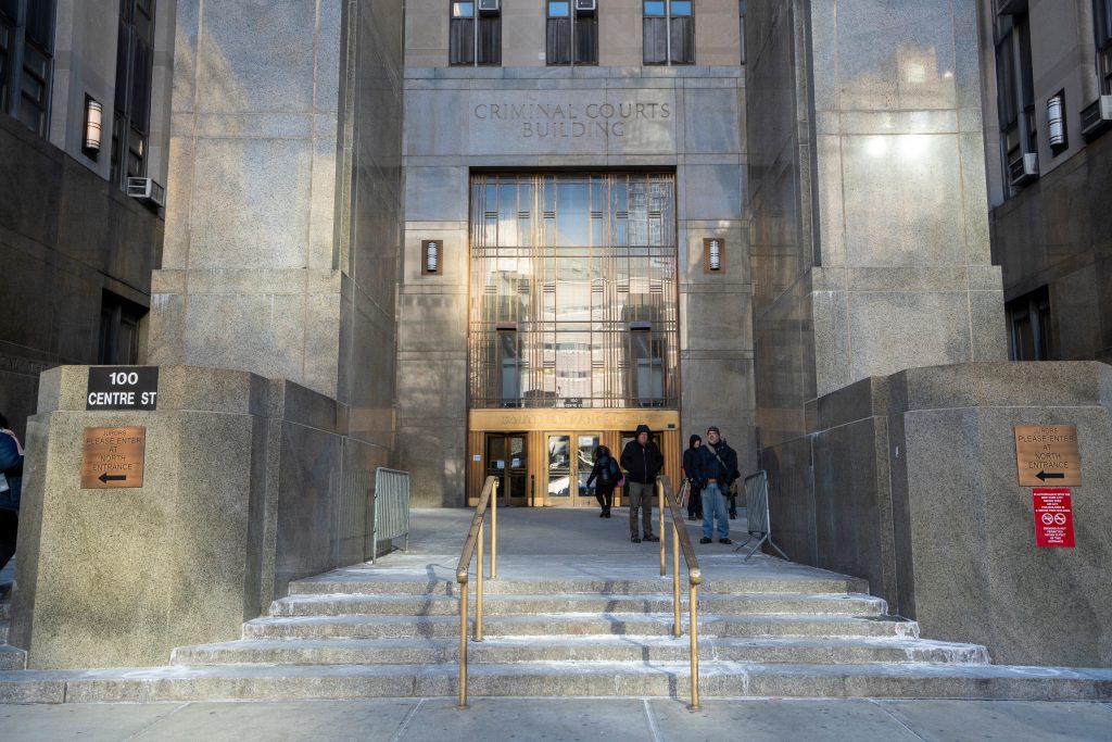 Former Adam's Aide Brags to Investigators | 77 WABC