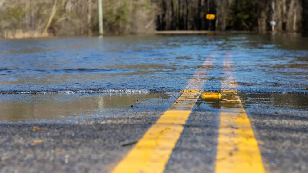 Flooding from Heavy Rains Reported Across the Area | WMCL