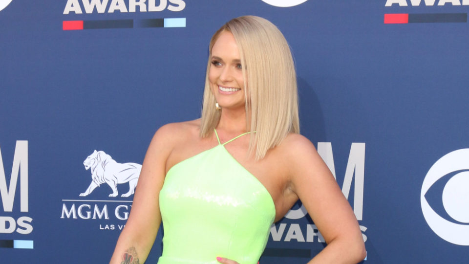 Miranda Lambert and Leon Bridges drop the video for "If You Were Mine ...