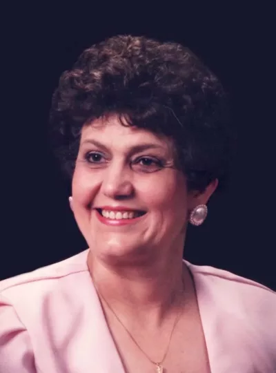 Annabelle McIntosh | 106.9 WDML