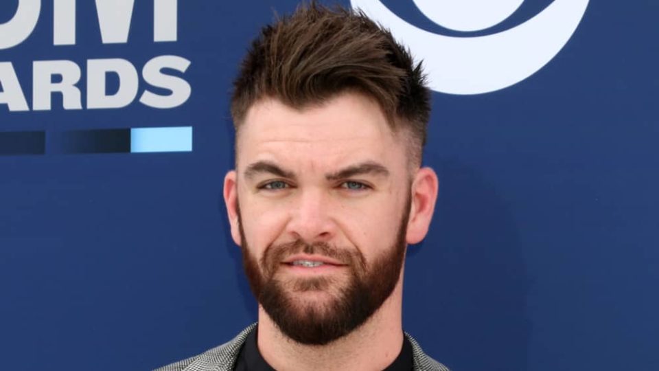 Dylan Scott debuts his latest single "New Truck" | WDDD-FM