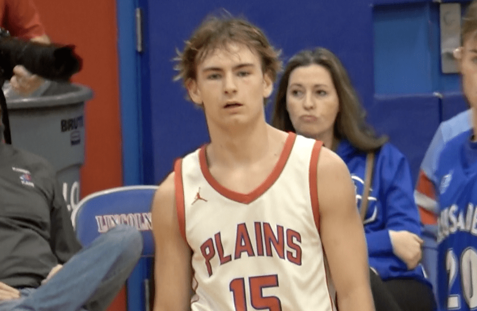 Fast Start Sends Pleasant Plains To County Quarterfinals | Channel 1450