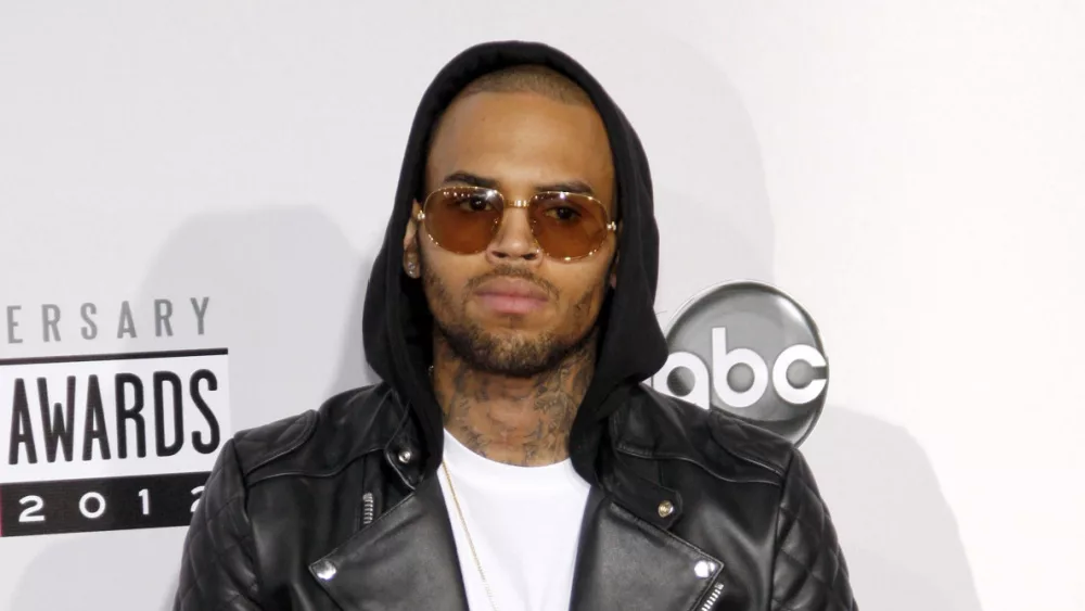 Chris Brown shares video for 'Sensational' featuring Davido and Lojay ... Chris Brown shares video for 'Sensational' featuring Davido and Lojay ...